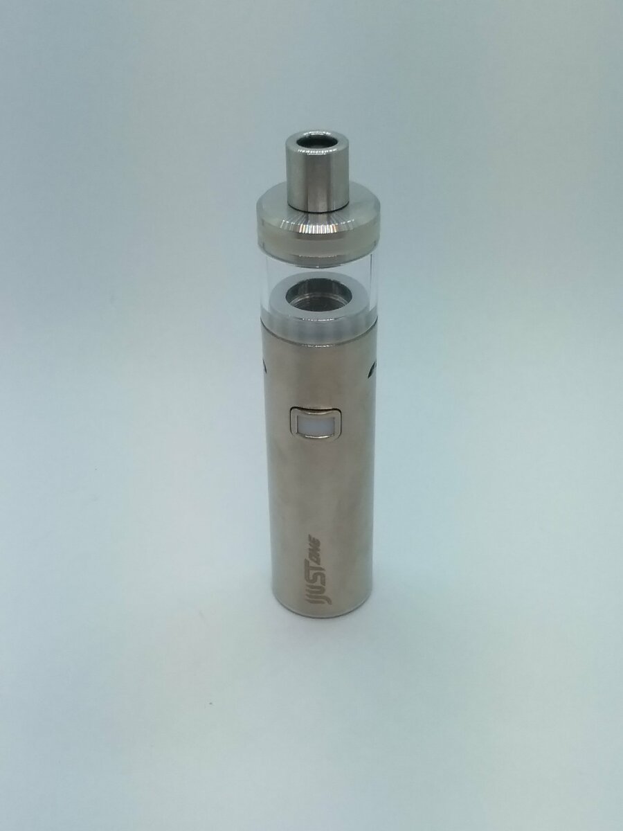 Eleaf iJust One - startovací sada - Stříbrná | VapeOutlet.cz
